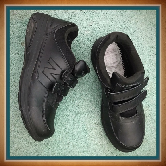 New Balance | Shoes | New Balance Mens Black Hook Look Sneakers Size 9w ...